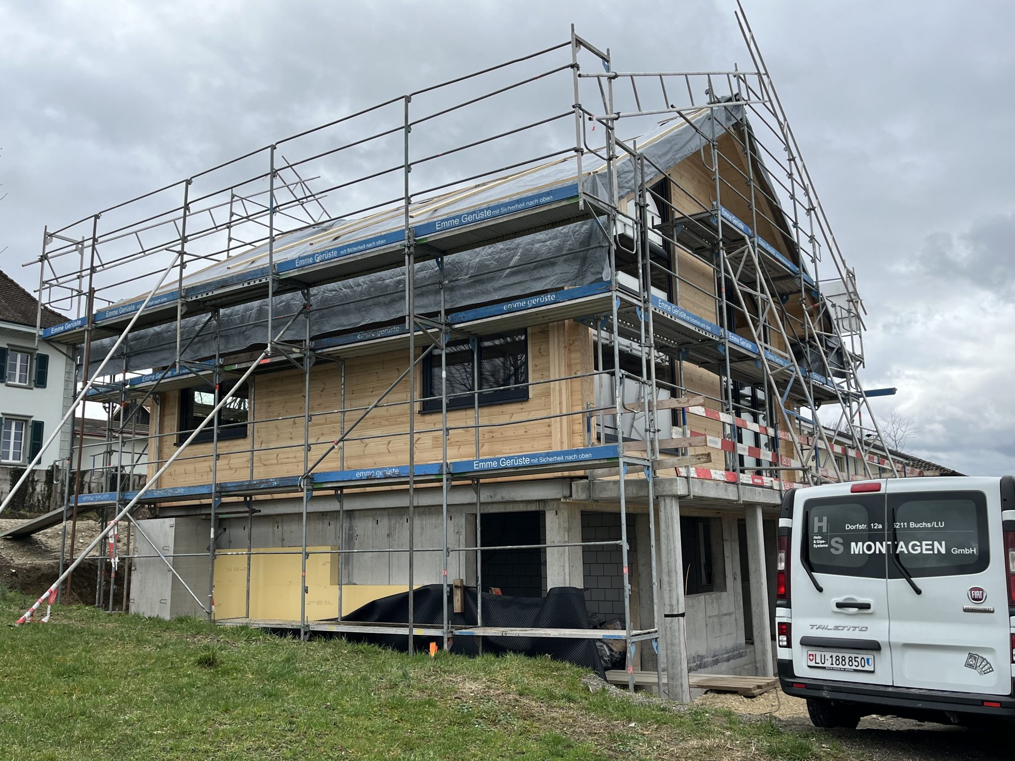 Blockhaus in der Schweiz 03/2024 | Fullwood Wohnblockhaus