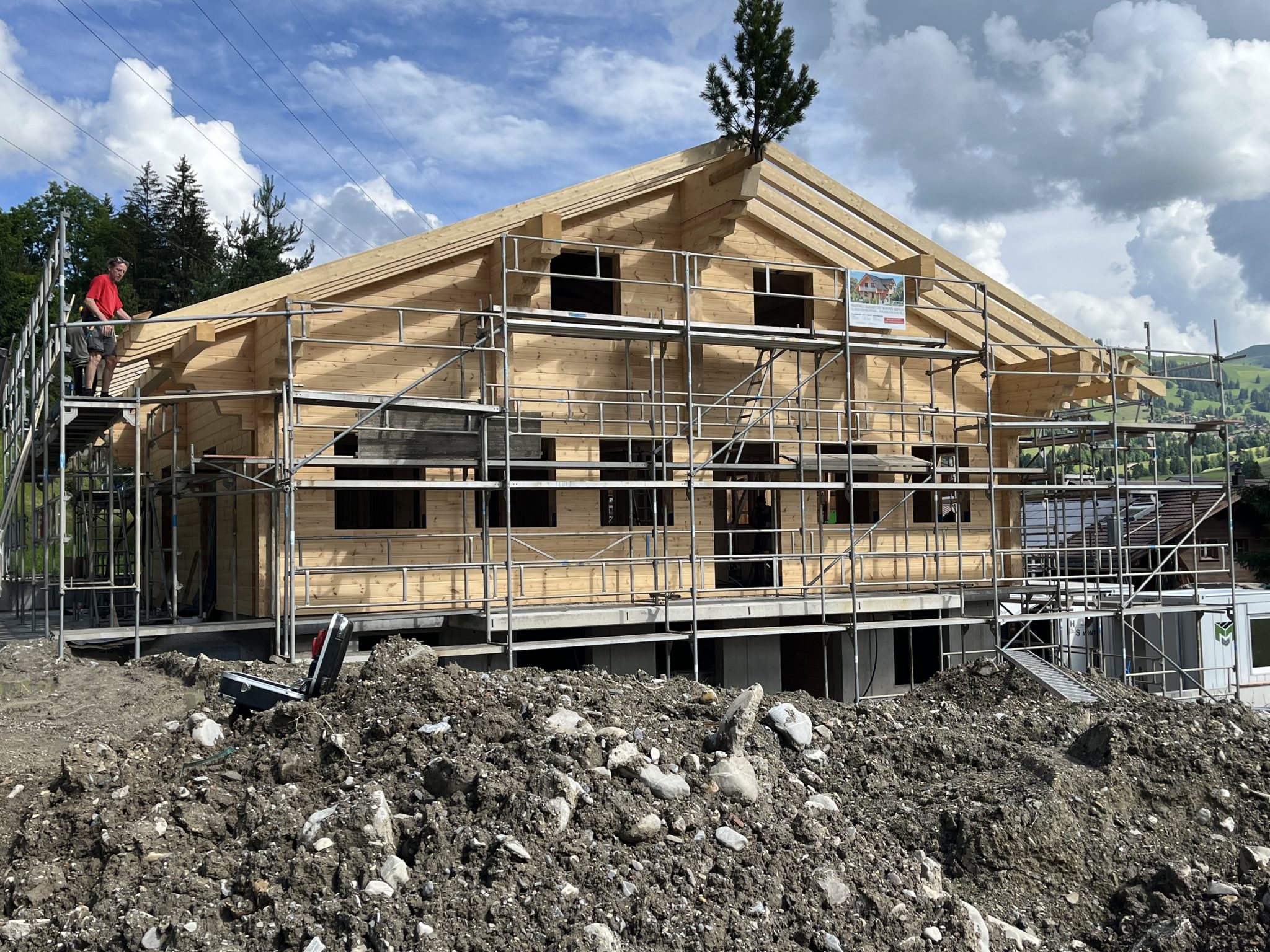 Blockhaus in der Schweiz 07/2024 | Fullwood Wohnblockhaus